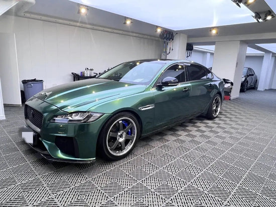 Gloss Metallic Racing Green Car Wrap – RAXTiFY