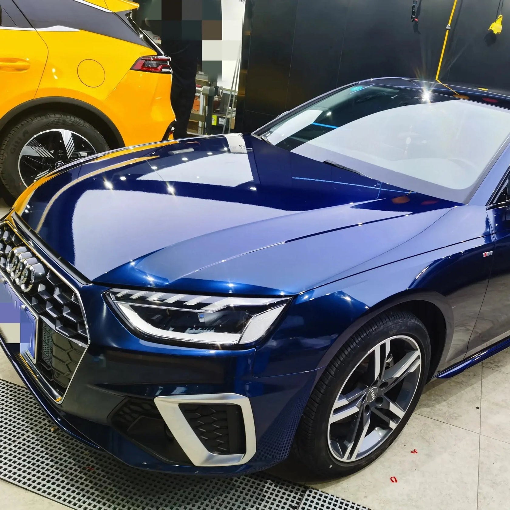 Gloss Metallic Midnight Blue Car Wrap – RAXTiFY