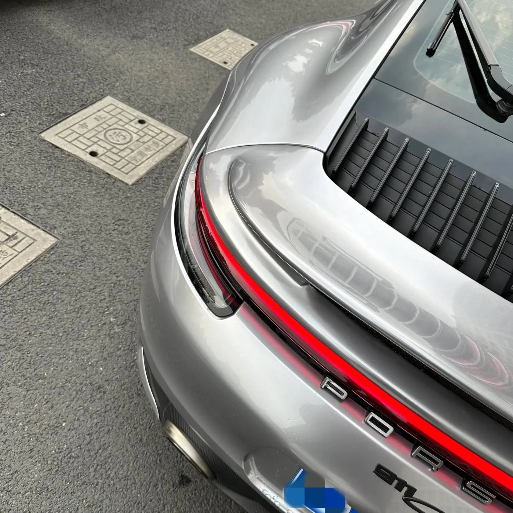 Gloss Metallic GT Silver Car Wrap – RAXTiFY